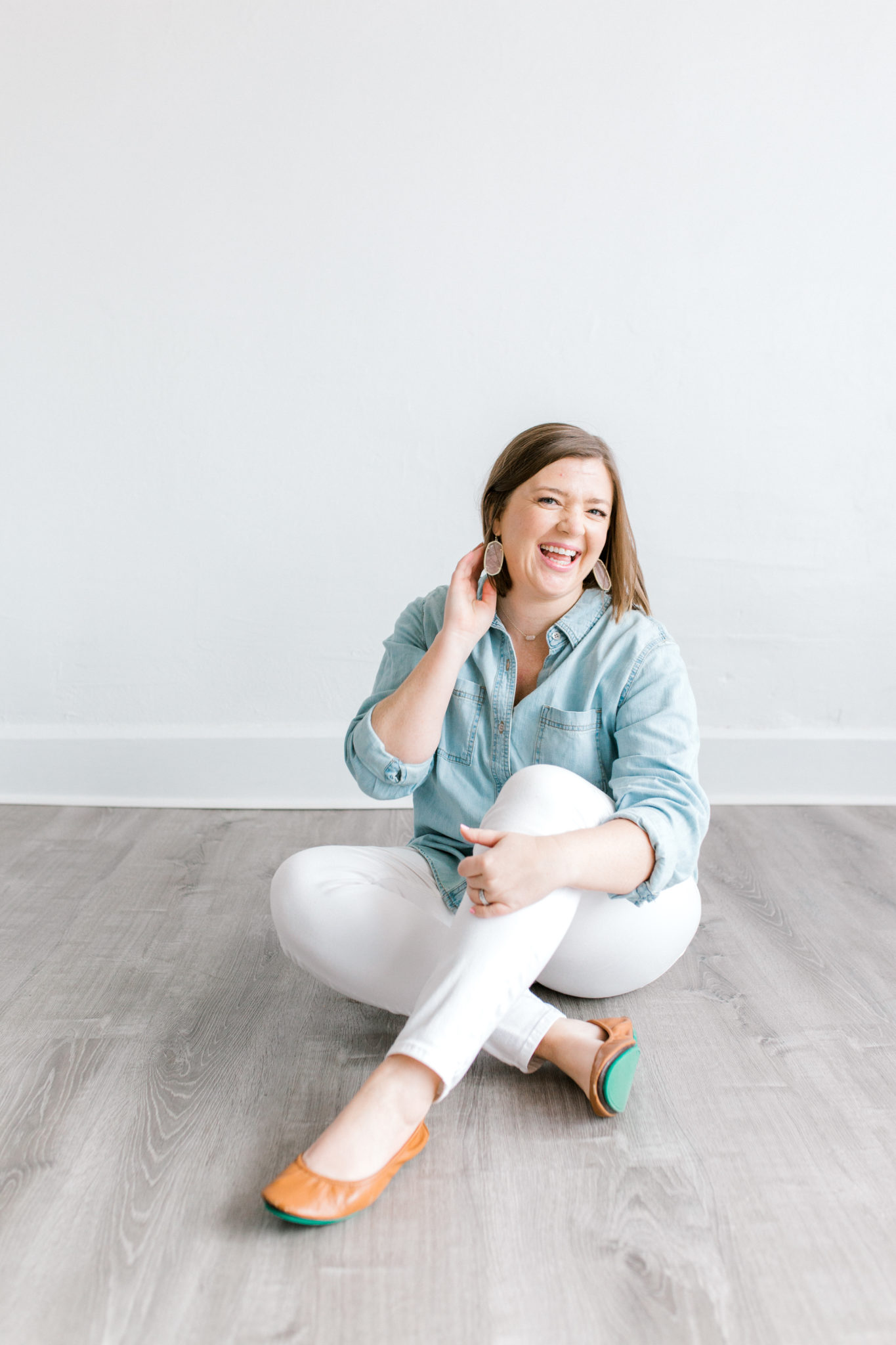 5 Email Templates for Wedding Inquiries! - meredithbrookephotography.com