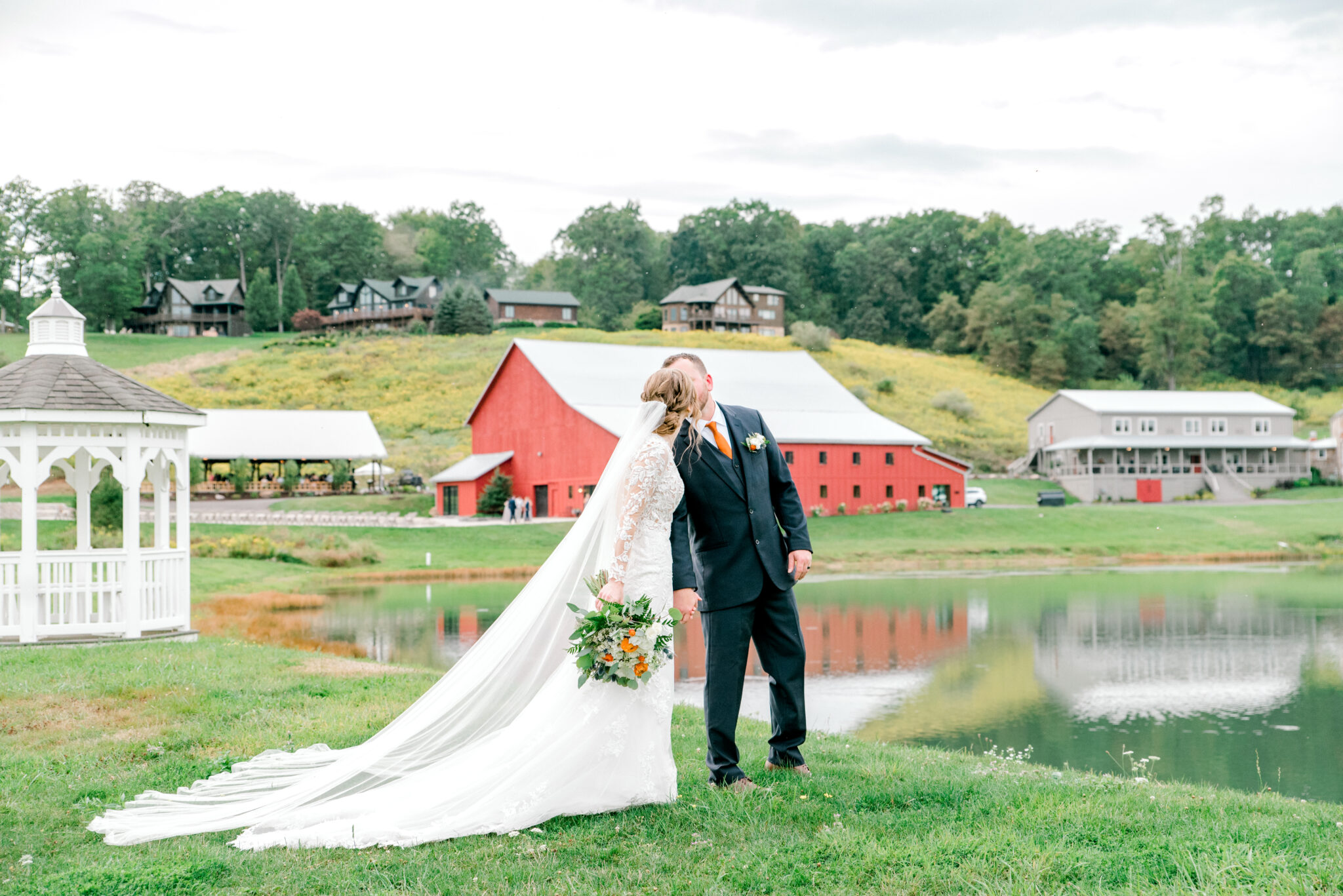 Stone House Lavender Wedding - meredithbrookephotography.com